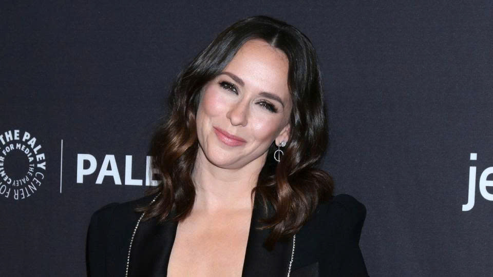 Jennifer Love Hewitt Gets Emotional Over a Full-Circle Moment With Her ...
