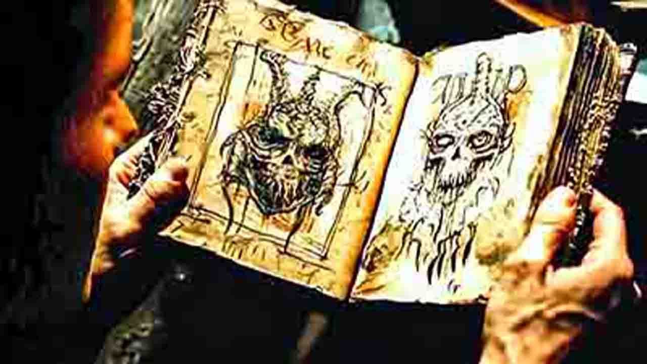 2134 Year Old Bible Revealed Lost Chapter With TERRIFYING Knowledge ...