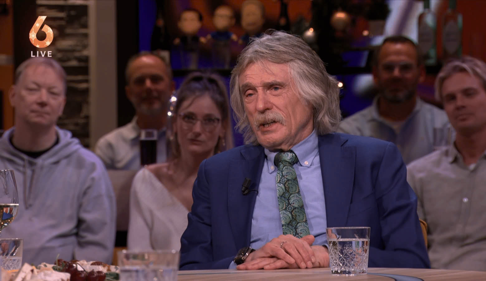 Johan Derksen heeft dringende oproep voor Vandaag Inside en gaat in op ...