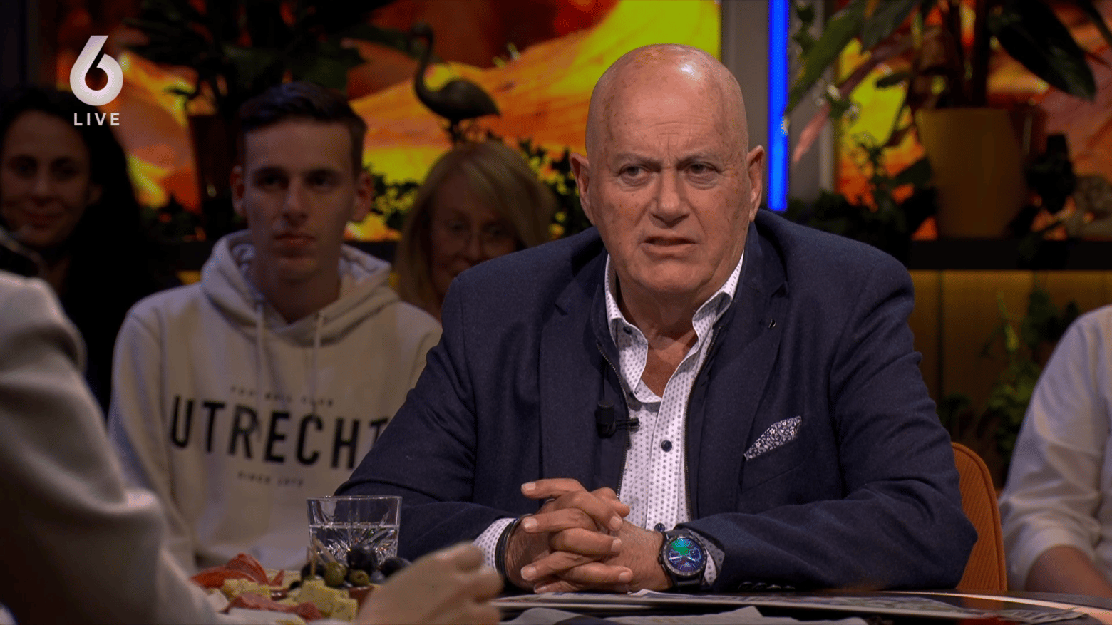 Jack van Gelder komt plots met heel ander geluid over terugkeer in De ...